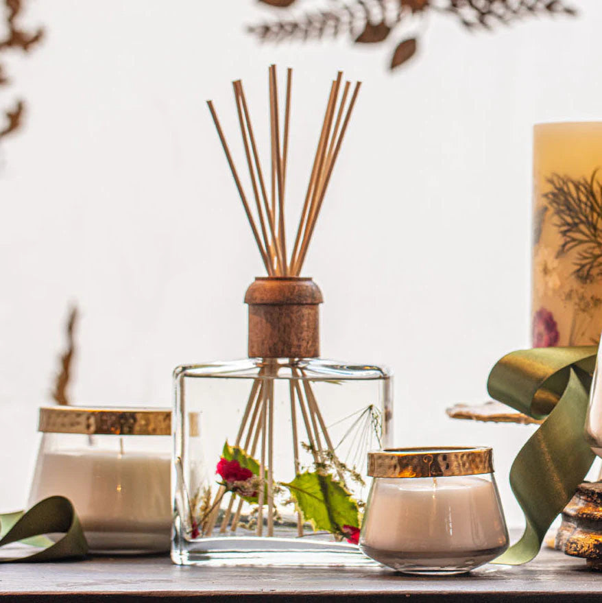 Winterberry Frost Botanical Reed Diffuser by Rosy Rings – Davis Street Mercantile